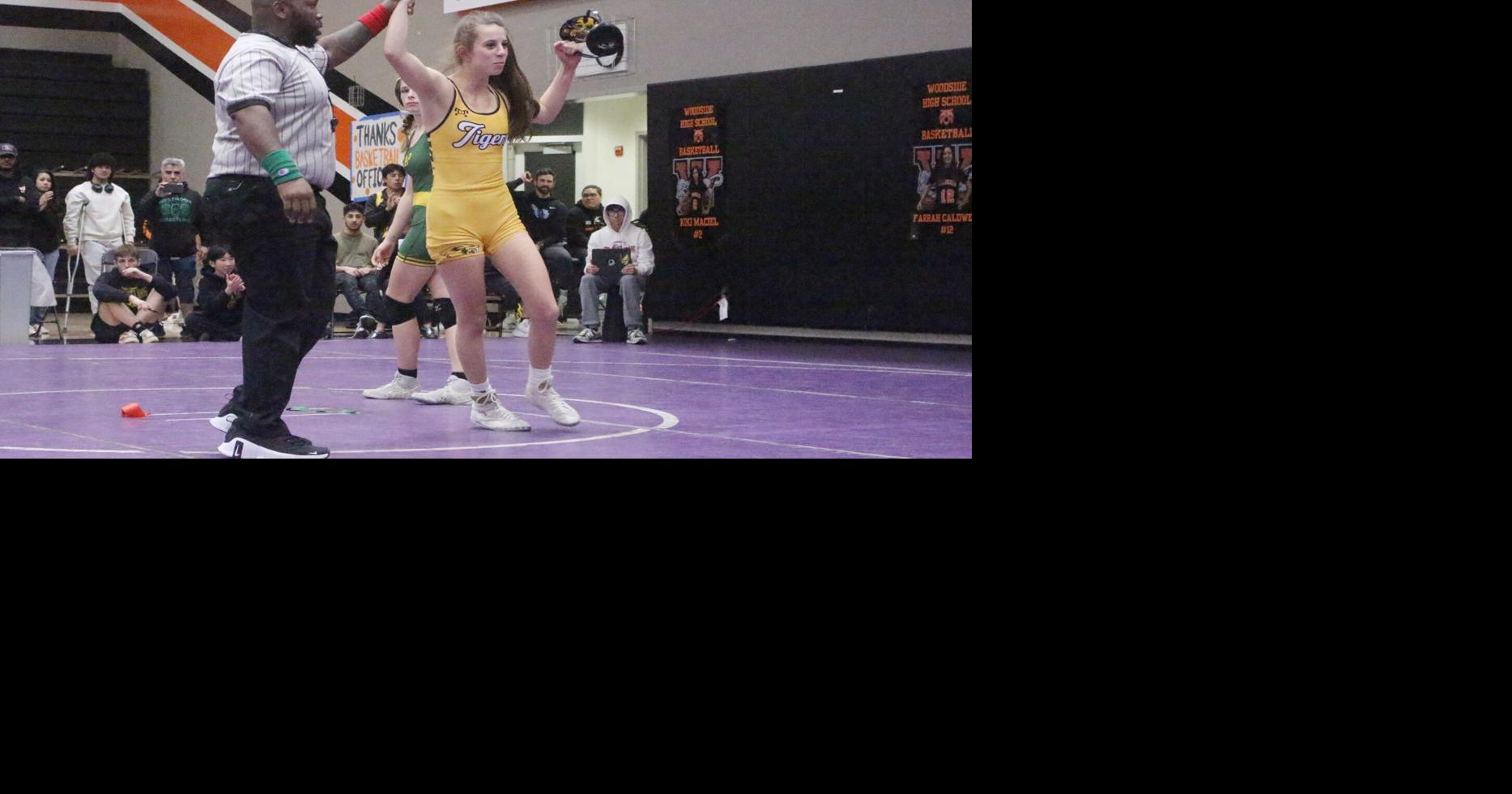 More PAL wrestling drama for Darer sisters | Local | smdailyjournal.com