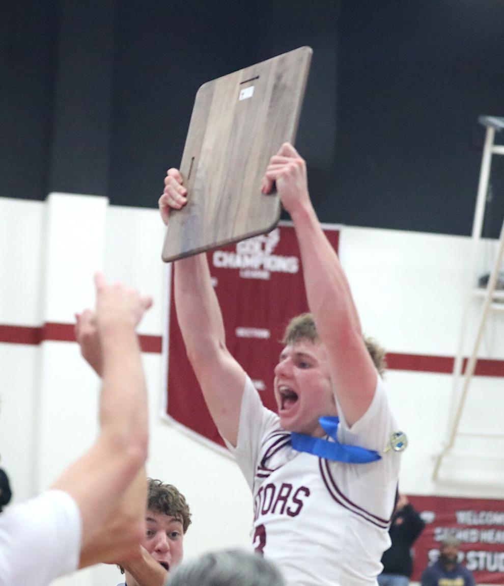 Sacred Heart Prep boys' basketball team stuns Half Moon Bay with fourth ...