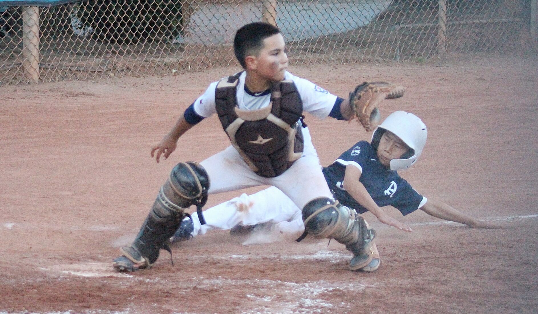 Alpine District 52 All-Star 10s persevere wild one in extras vs ...