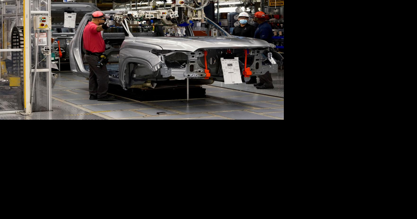 Sluggish hiring closes out a frustrating year for job seekers though ...