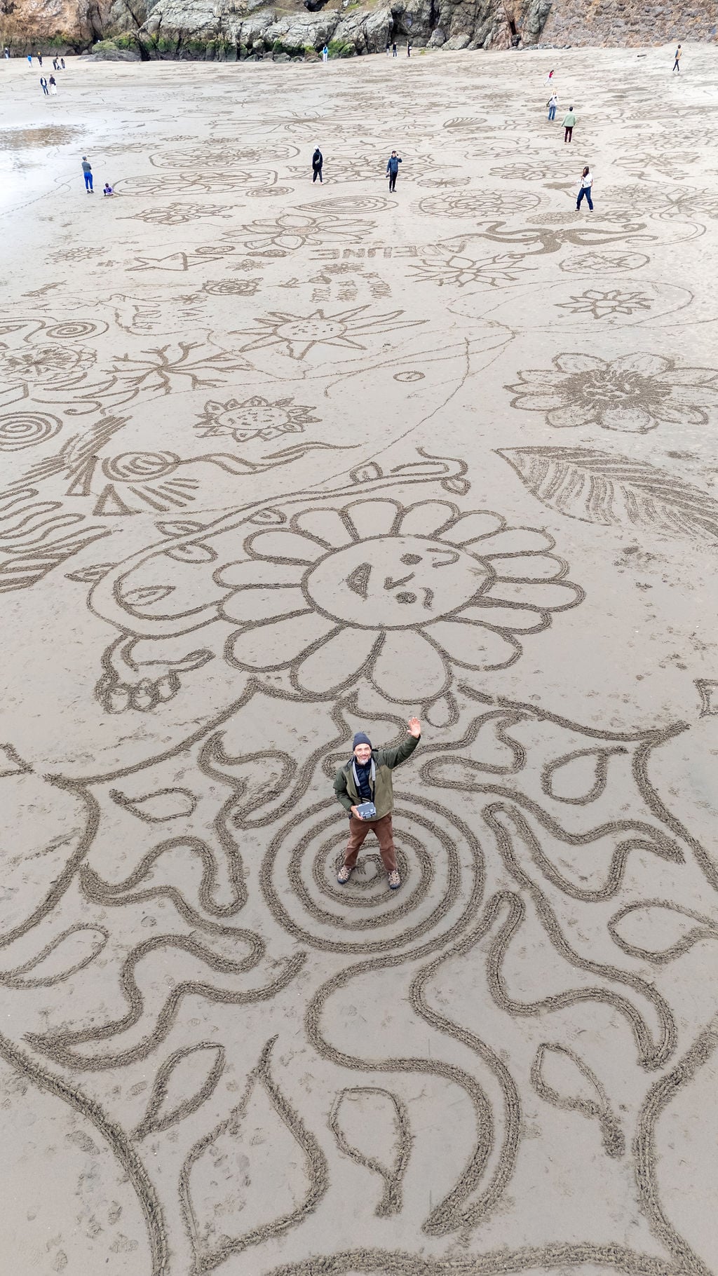 Worth his weight in Goldsworthy | Arts & Entertainment | smdailyjournal.com