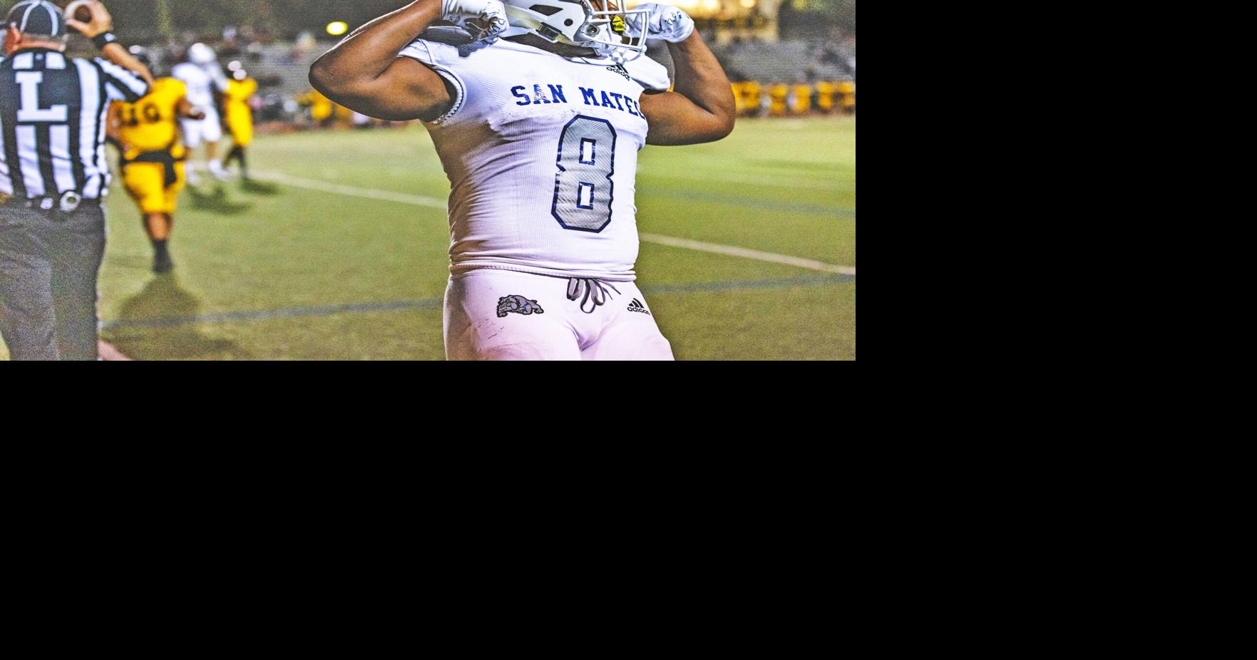 College of San Mateo Bulldogs flex muscles vs. Chabot | Local ...