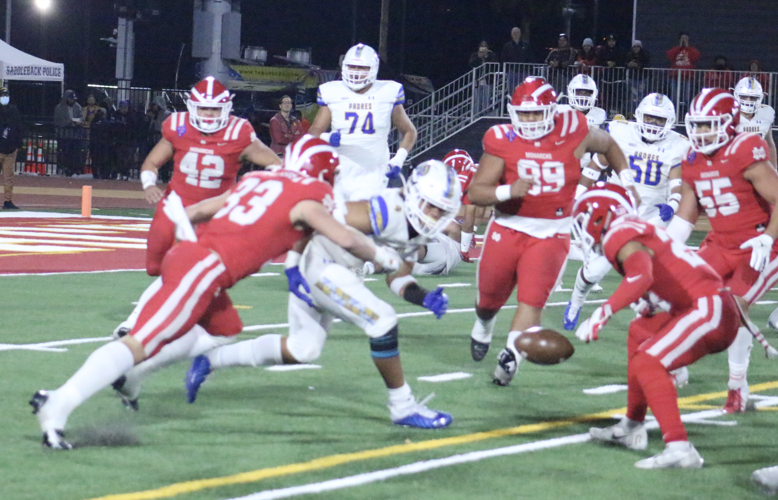 Serra Padres fall to Mater Dei in CIF football state finals | Local ...