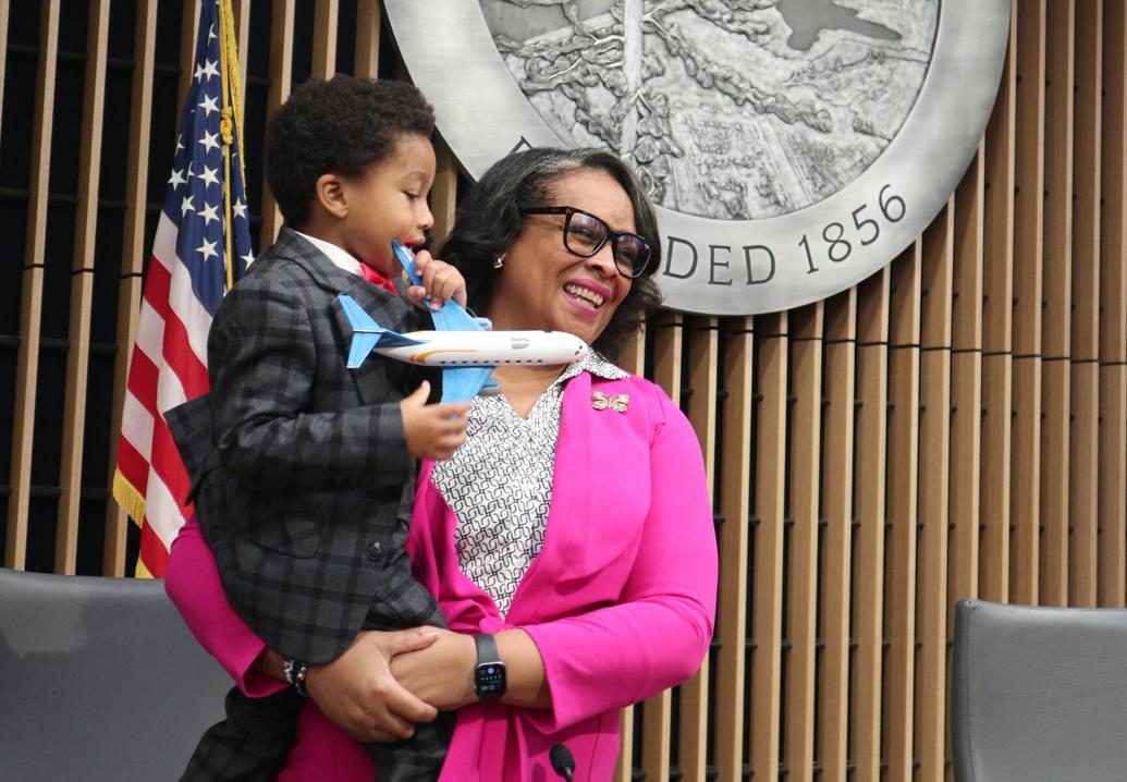 Gauthier, Speier sworn in as San Mateo County supervisors | Local News ...