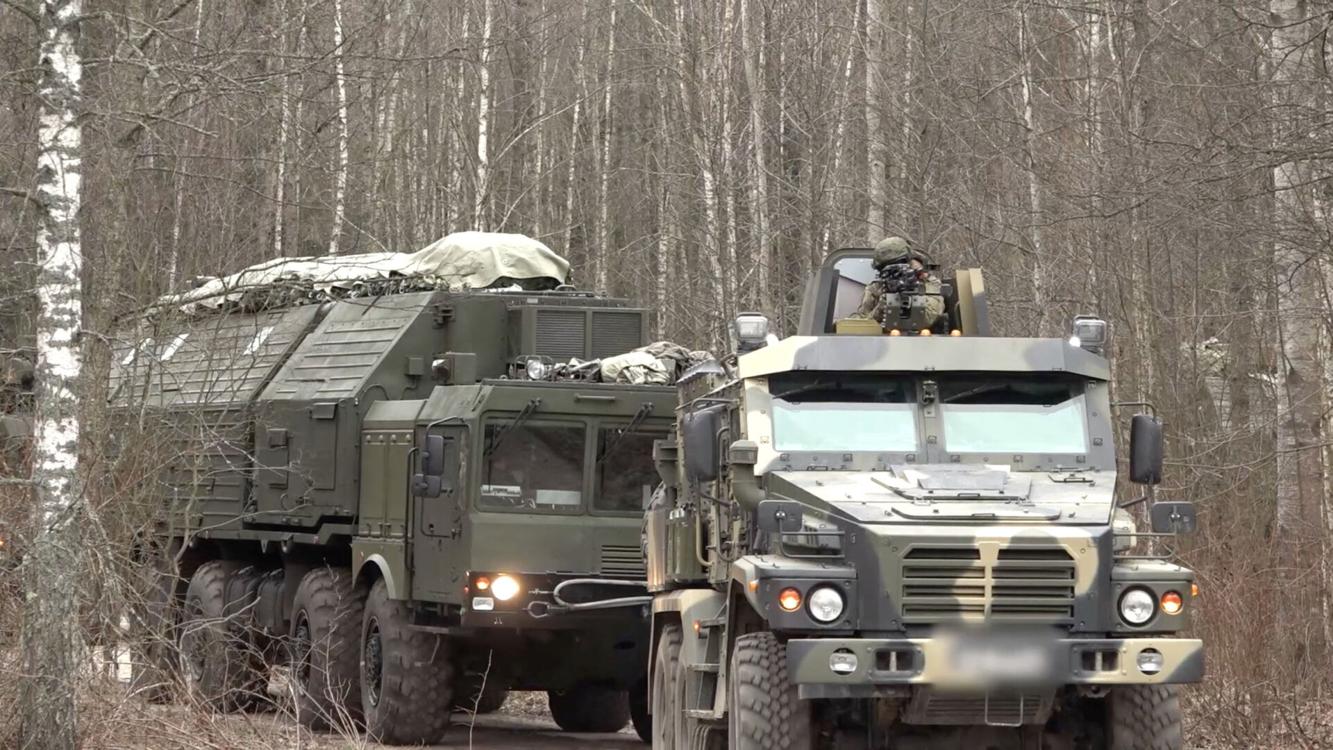 Russia's nuclear-capable Oreshnik missiles have entered active service ...