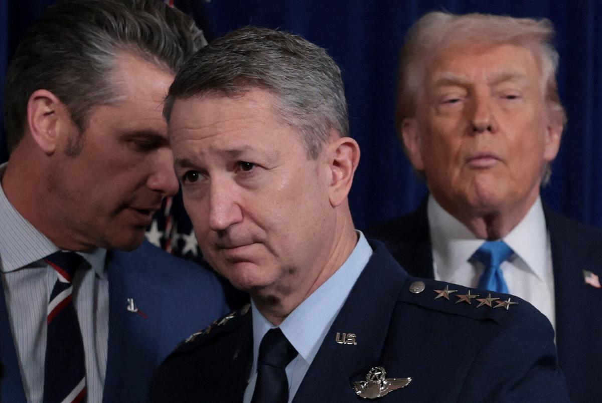 Senate pushes back on Trump's military threats against Venezuela with ...