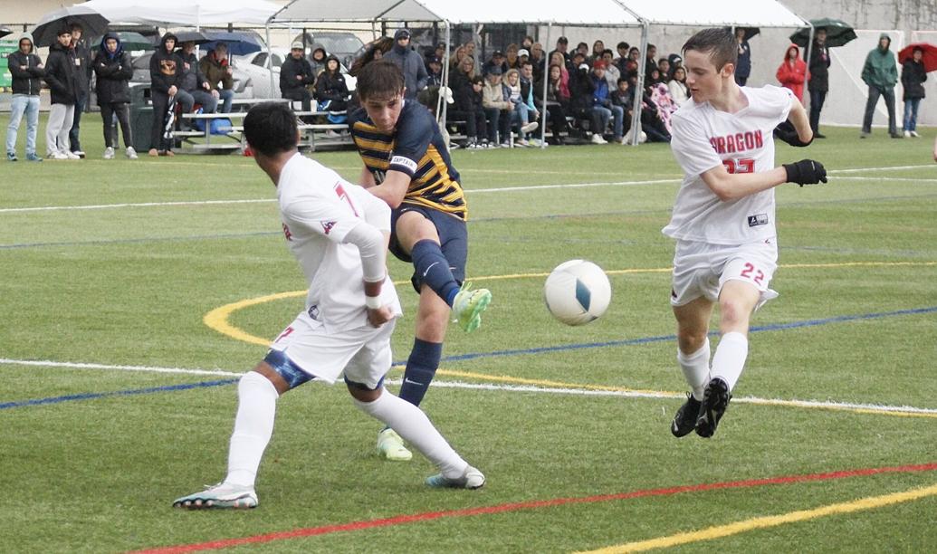 Menlo stays unbeaten at home, advances to CCS Division II boys’ soccer ...