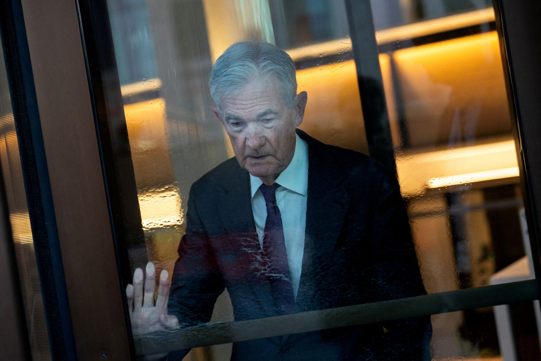 Top central bankers express 'full solidarity' with Fed Chair Powell in ...