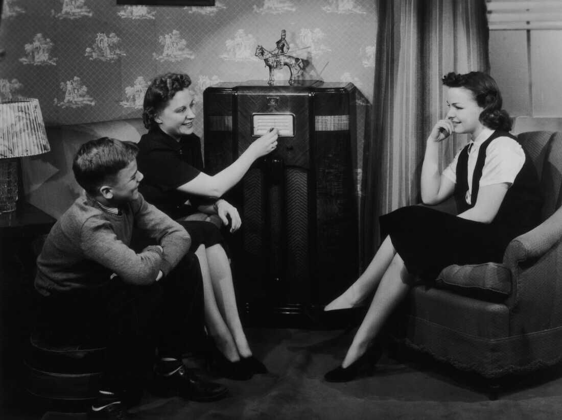 Rediscovering the Peninsula: The golden age of radio | Local News ...
