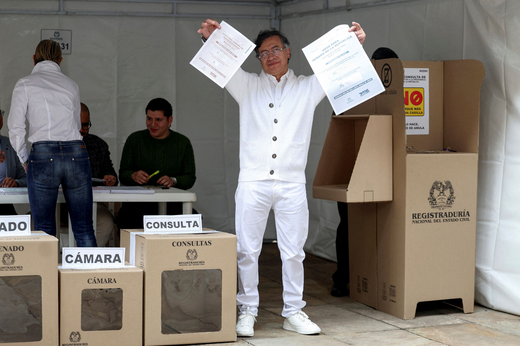 DEA names Colombian president 'priority target' as US prosecutors probe ...