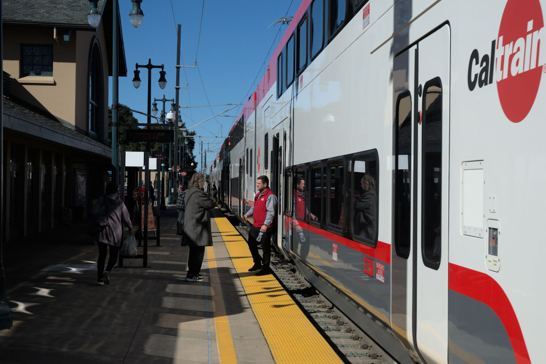 Data centers contributing to Caltrain cost overruns? | Local News ...