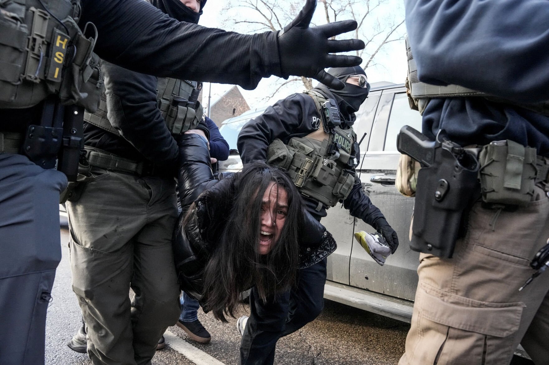 Tensions flare in Minnesota as protesters and federal agents repeatedly ...