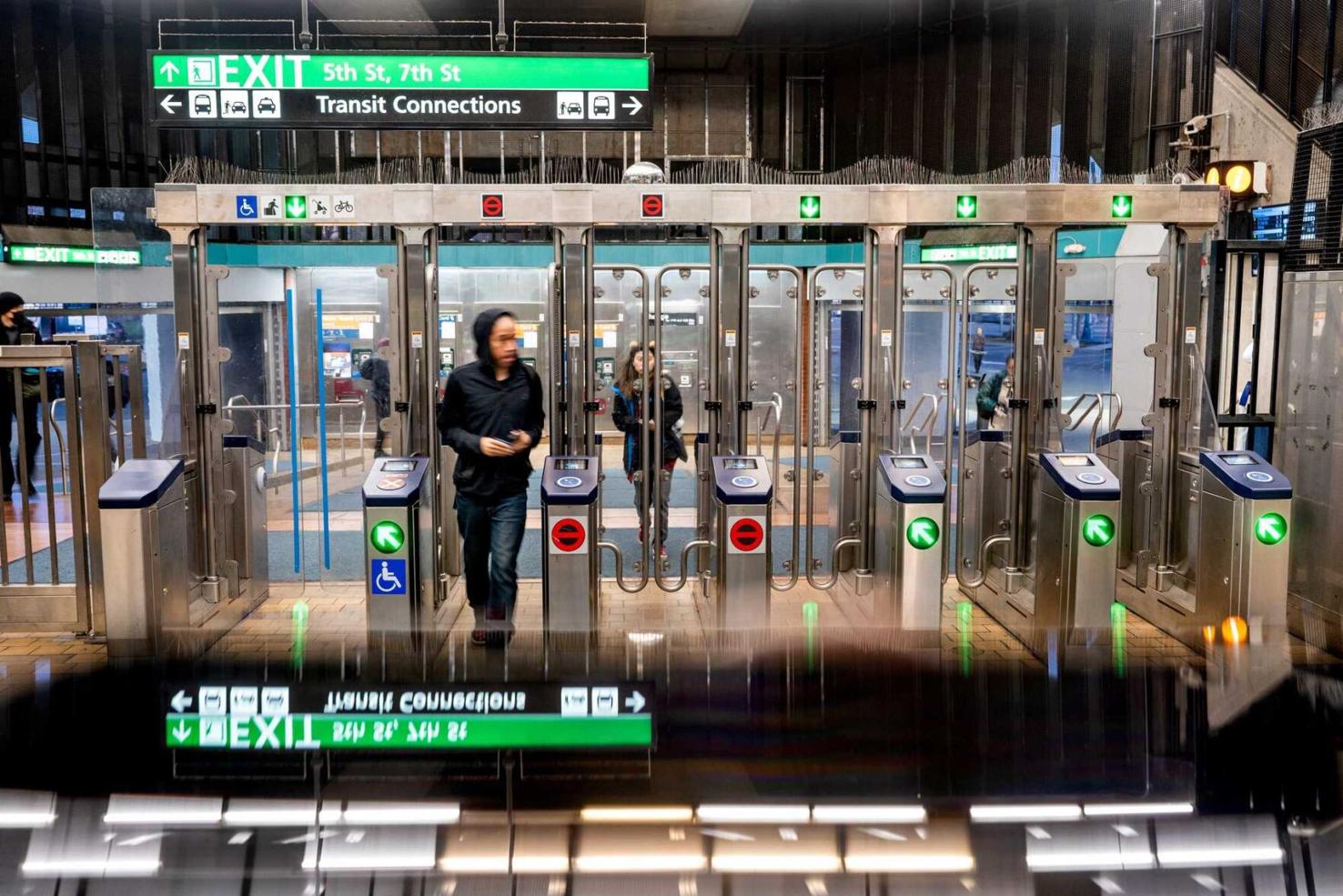 San Mateo County Board of Supervisors OK funds for new BART fare gates ...