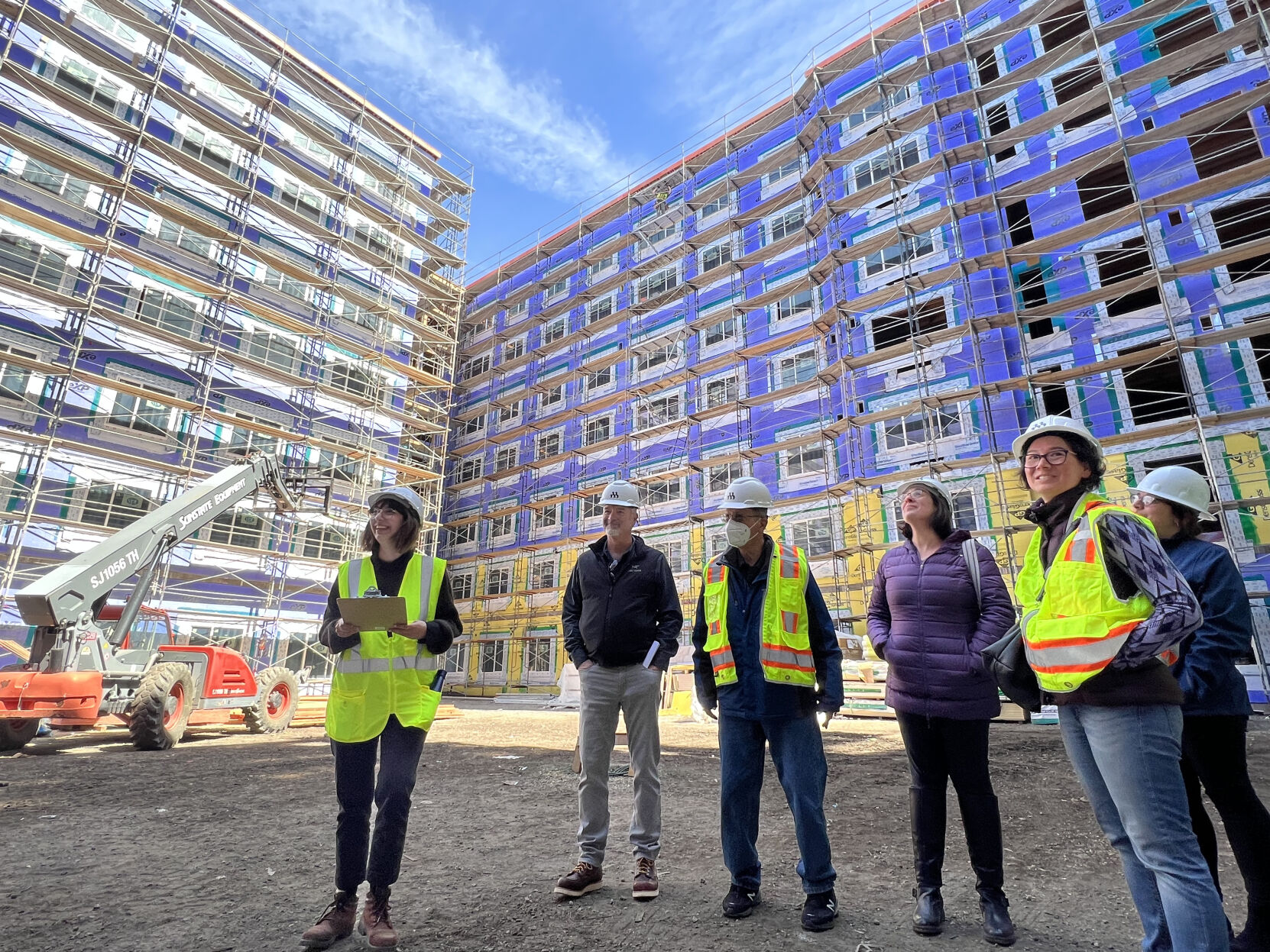 San Mateo’s Kiku Crossing nearly full | Local News | smdailyjournal.com