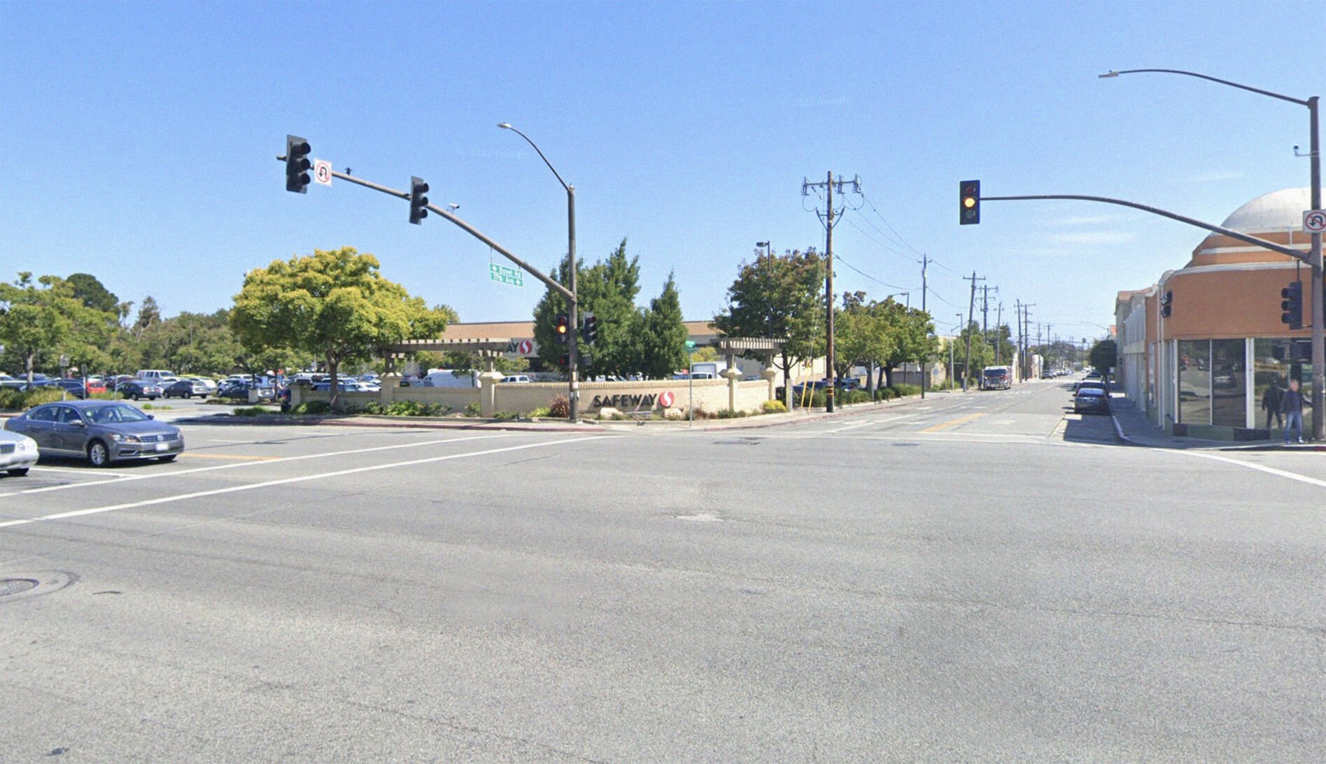 Pedestrian struck and killed at San Mateo intersection | Local News ...