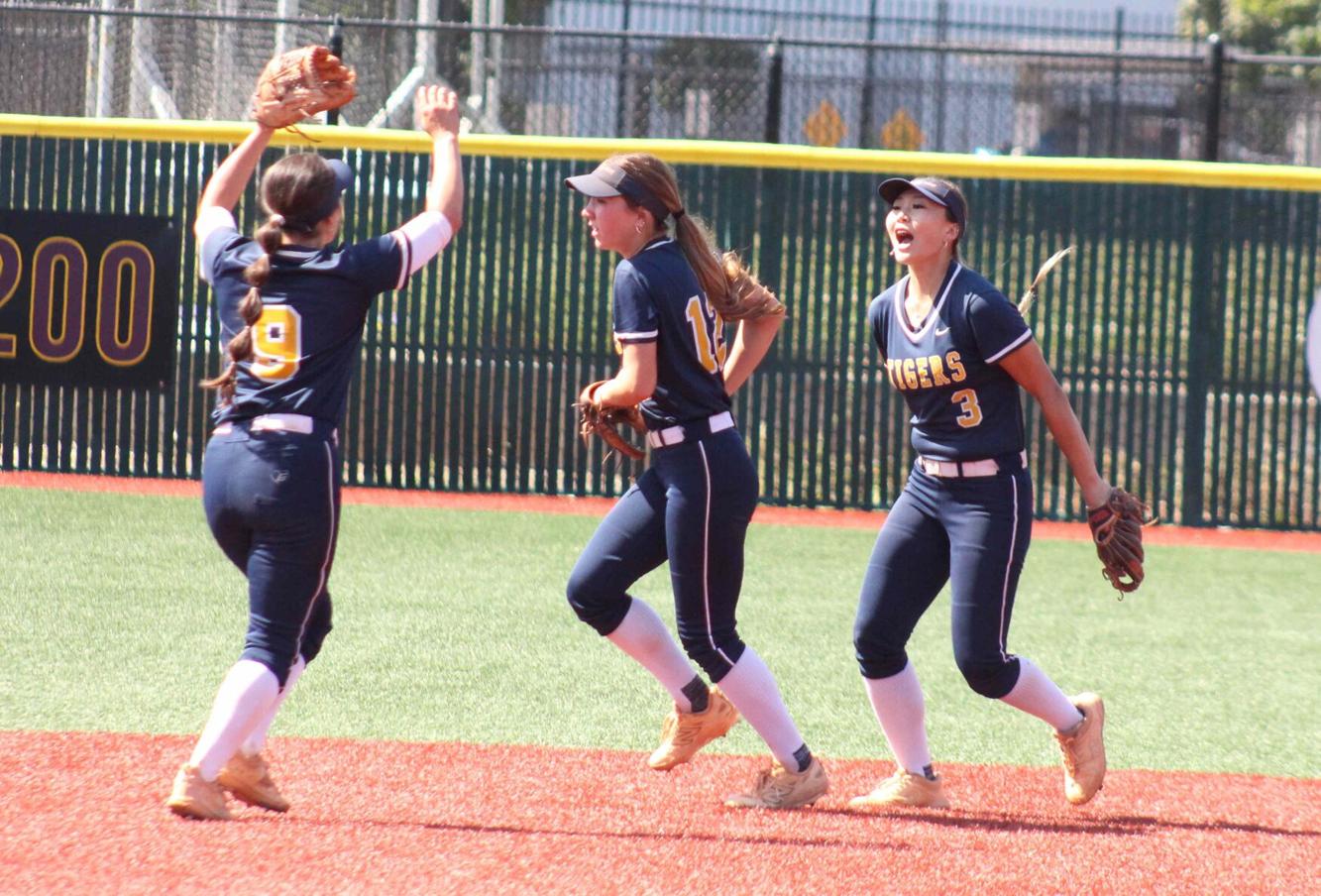 Notre Dame-Belmont champions of Central Coast Section Division IV ...