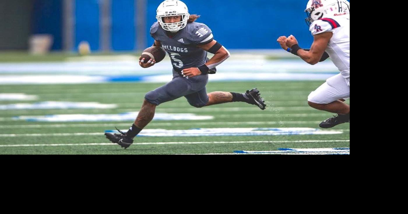 Awards continue to roll in for CSM football team | Local ...