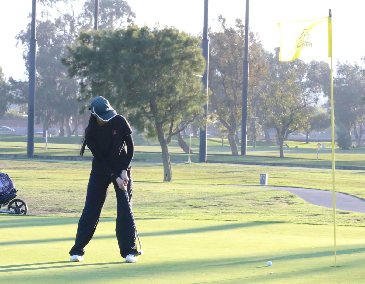 Aragon girls’ golf clinches a CCS berth | Local | smdailyjournal.com