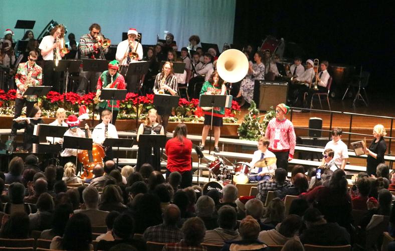 Music groups spread holiday spirit with festive concert | News ...