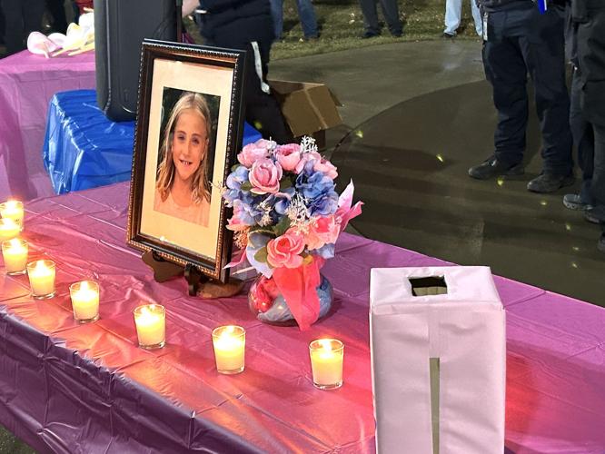 Hundreds attend candlelight remembrance of Hannah Rose Pistner | News ...