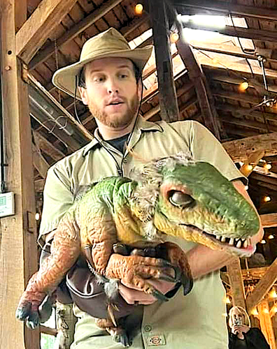 Dino-ROAR! unleashes education and dino-age adventures at Swedish ...