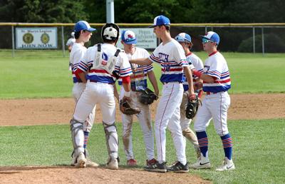 Dutch rally to defeat Crusaders | Sports | smdailypress.com