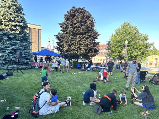 Community Fun Night sees great turnout | News | smdailypress.com
