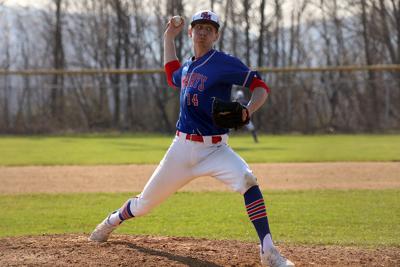 Dutch defeat C-L | Sports | smdailypress.com