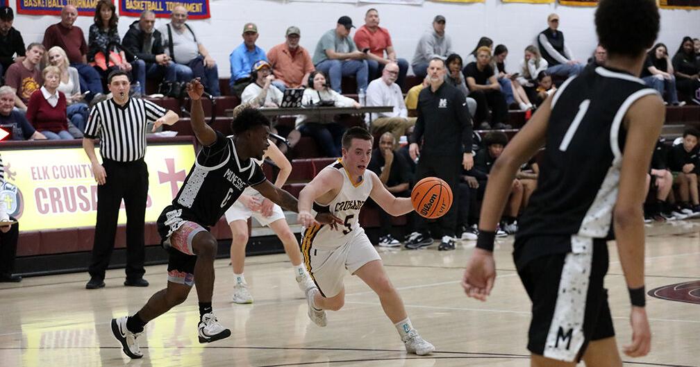 Crusaders win state playoff opener | Sports | smdailypress.com