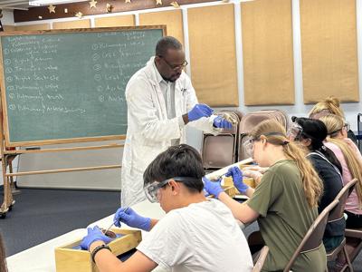 Library offers unique learning experience through Dissection Mini-Camp ...