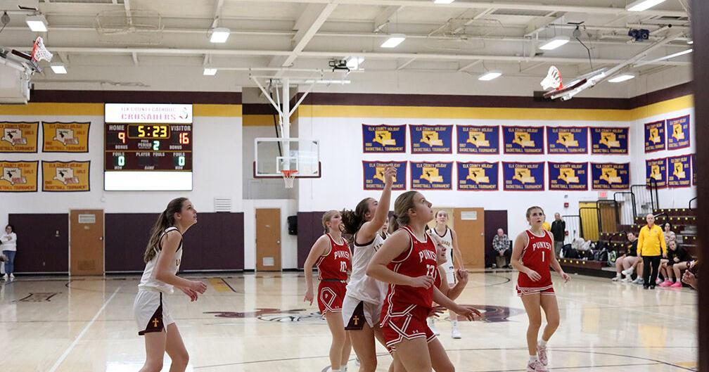 Lady Crusaders come up short against Lady Chucks | Sports ...