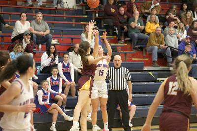 Lady Dutch rally to deal Lady Crusaders first loss | Sports ...
