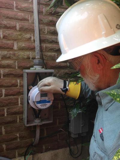 AEP installing new meter readers at lake area homes