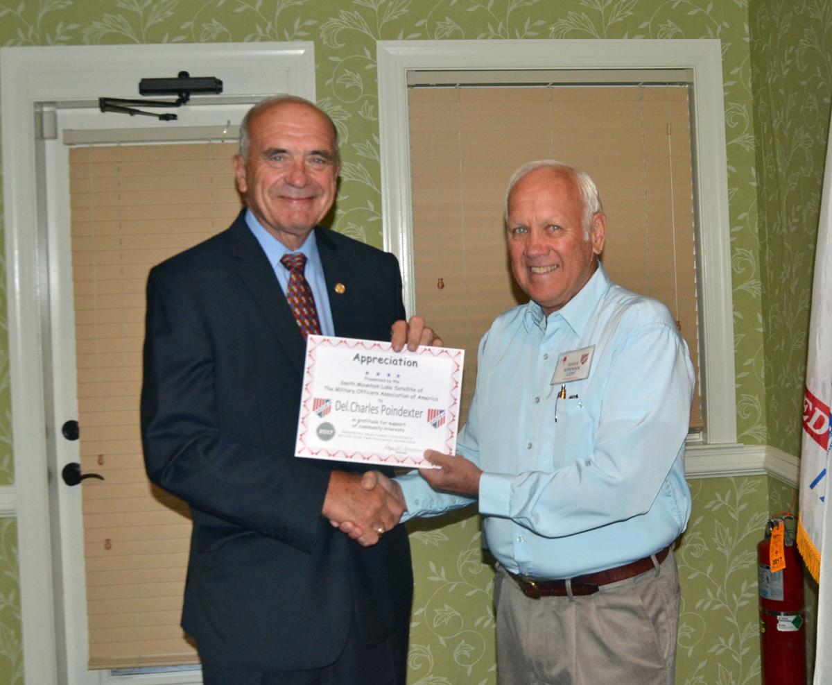 Delegate visits veterans group