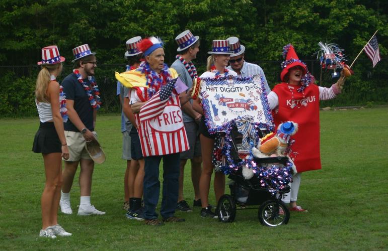 Patriotic Dog Parade winners wow the judges | Archive ...