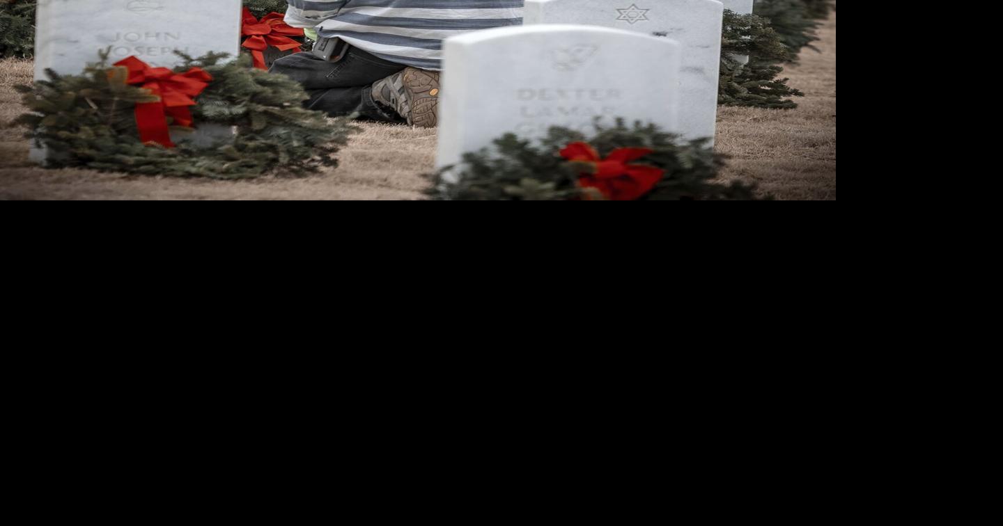 Wreaths Across America Day | Archive | smokesignalsnews.com