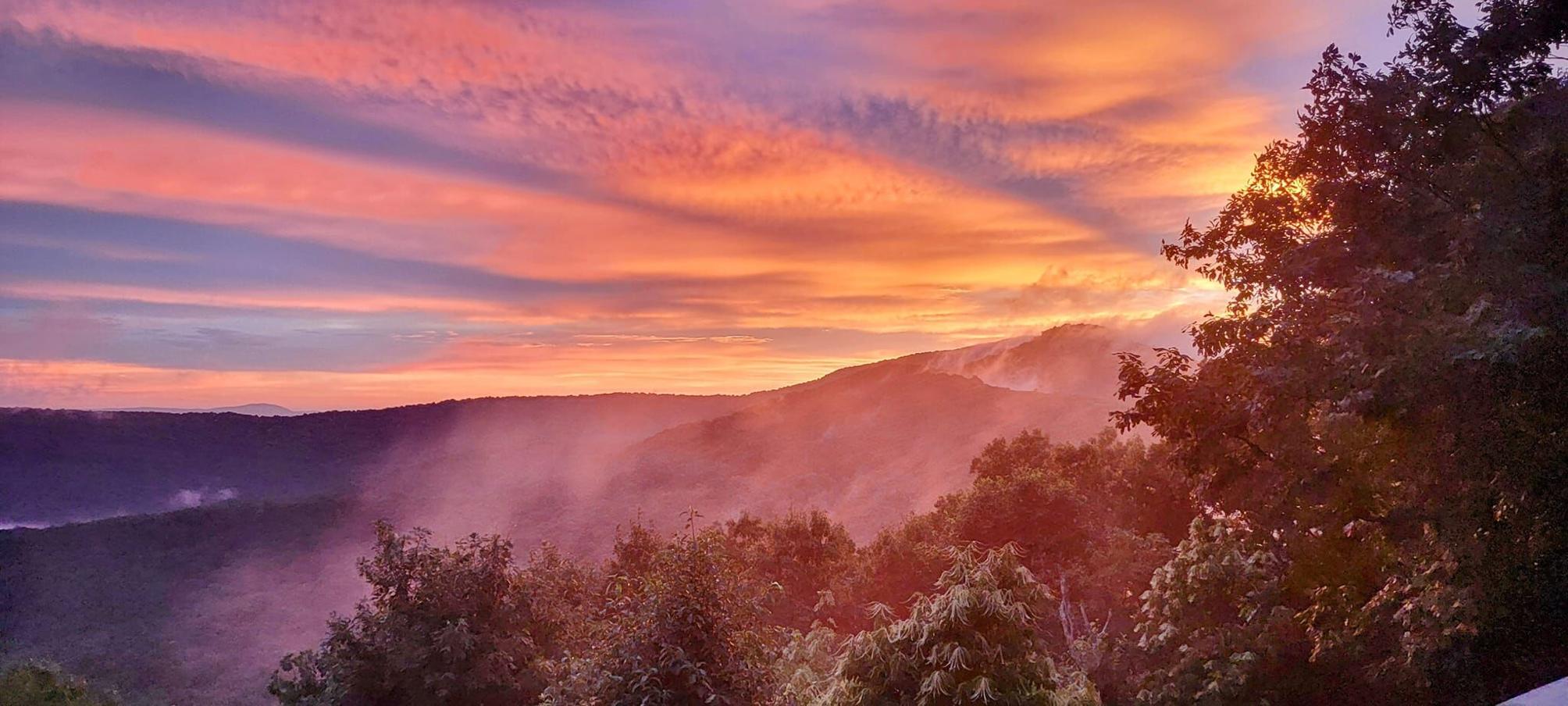 Spectacular sunset over Mount Oglethorpe | Big Canoe | smokesignalsnews.com