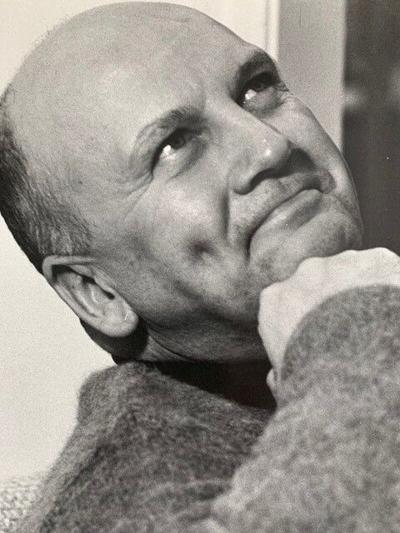 In Memoriam: Raymond E. Roth | In Memoriam | smokesignalsnews.com