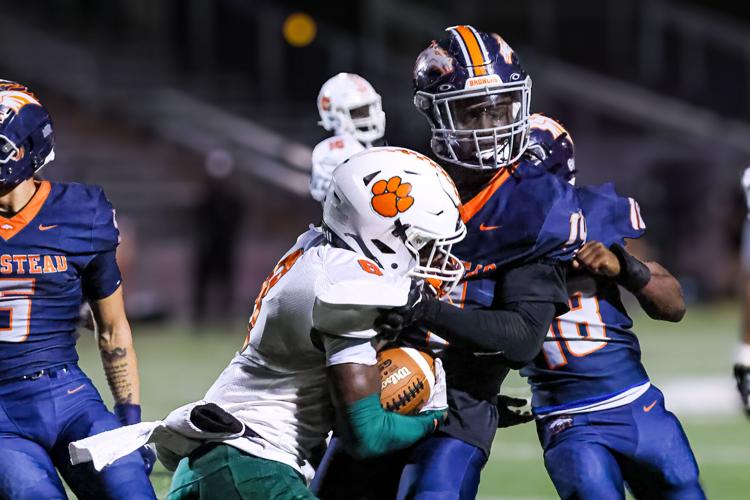 Homestead Football Team Prepares for the State Championship Game ...