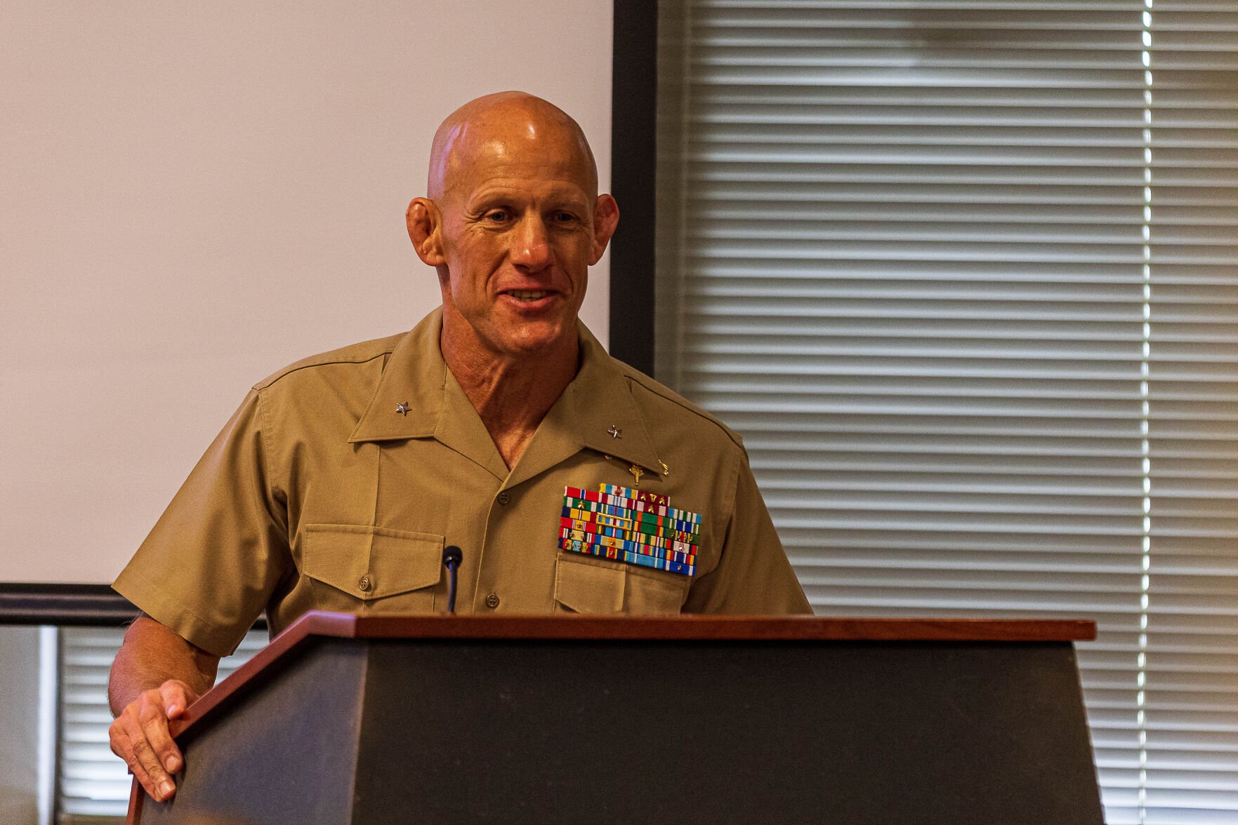 Meet SOCSOUTH’s New Commander | News | southdadenewsleader.com