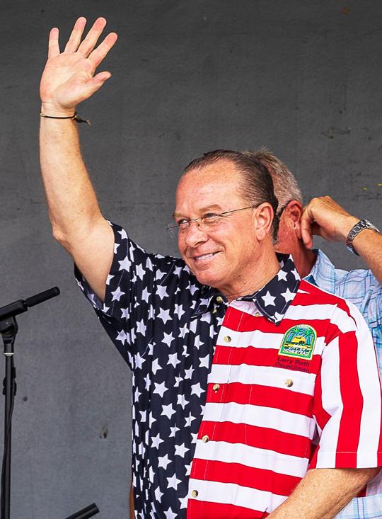 Councilman Larry Roth announces bid for re-election; hopes to continue ...