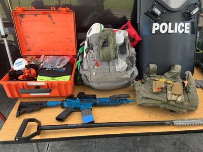 DEA’s Special Response Team Makes Impression on Local Students | News ...