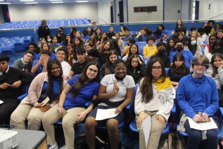 Redland Middle School learns from Future Farmers of America (FFA ...