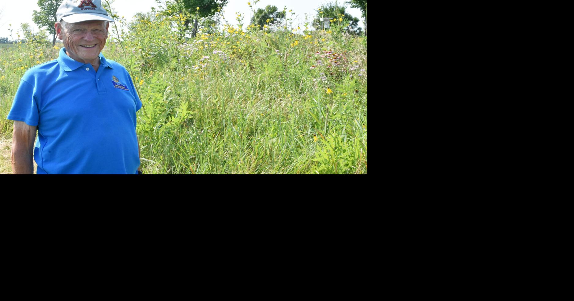 Area man's prairie restoration 'a shining example' for conservationists ...