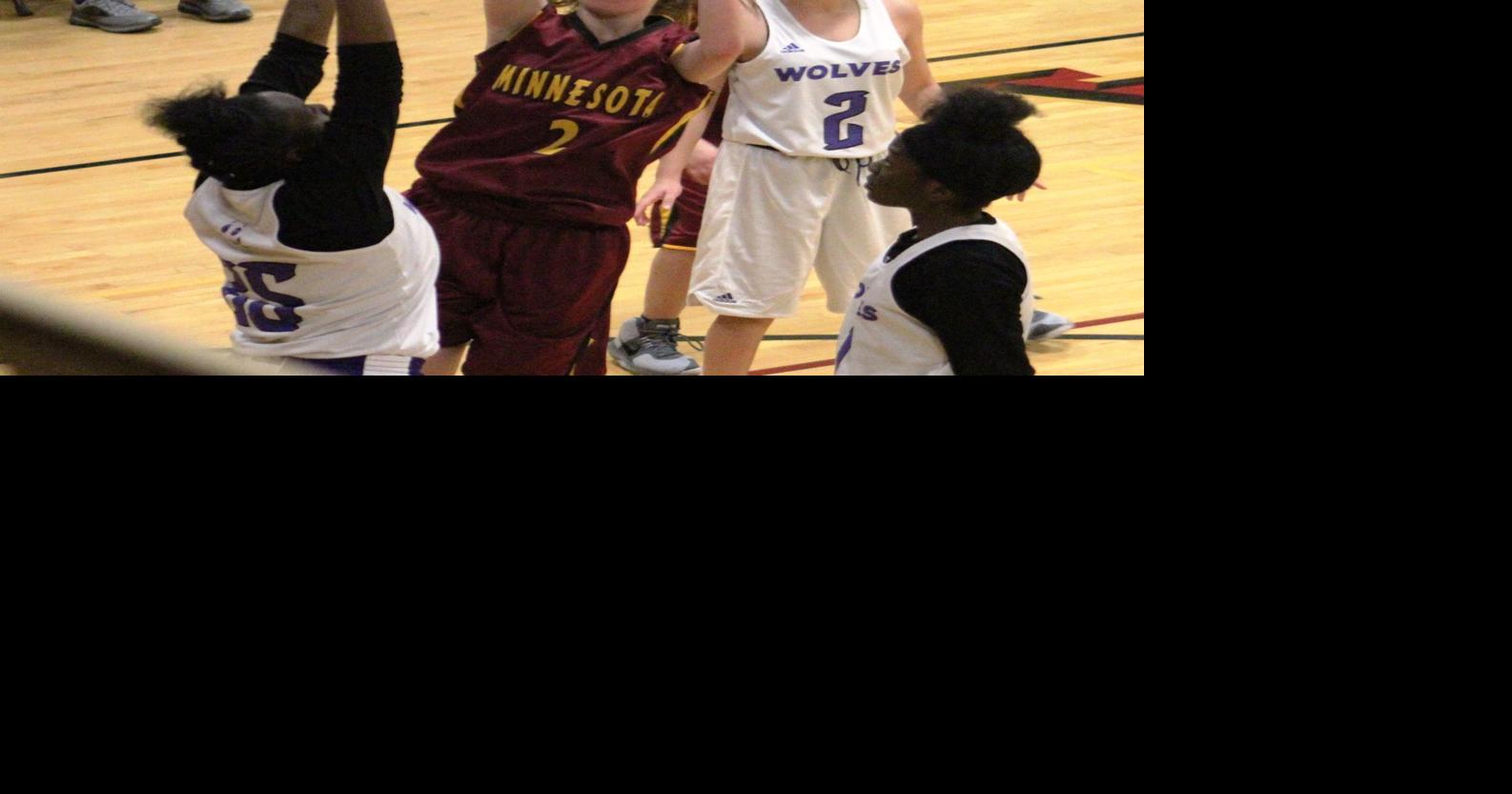 MSAD basketball teams play in home openers | Sports | southernminn.com