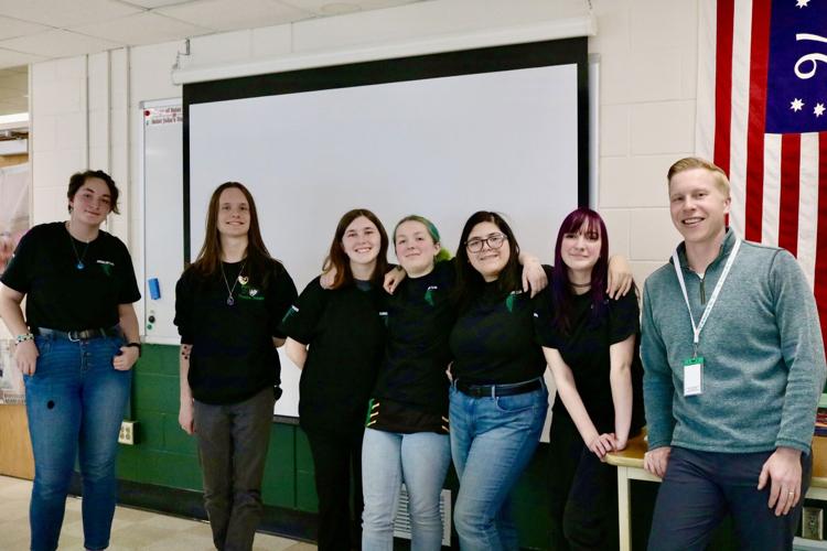 FHS Journalism Club revives the Echo student newspaper after decade hiatus | News | southernminn.com