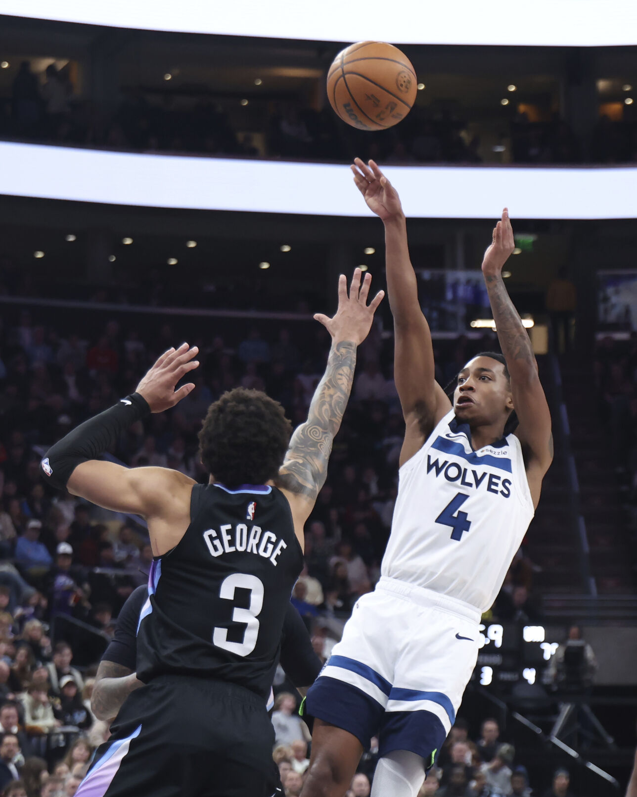 Anthony Edwards scores 36 points in the Timberwolves' 138-113 victory ...