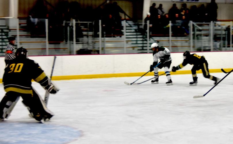 Faribault boys hockey shut out by Big 9 leader Rochester Mayo | Sports ...
