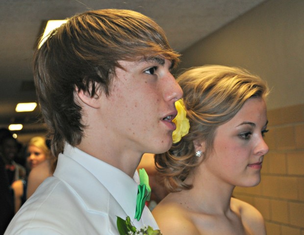 GALLERY: A night under the sea at St. Peter High School's prom | News ...