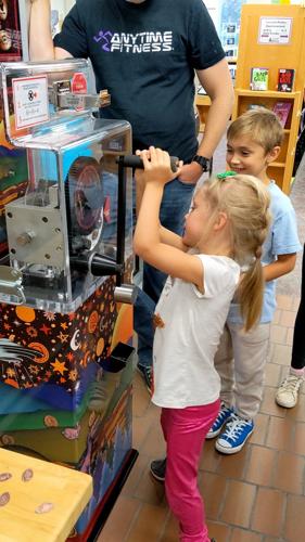 Fine art penny press machine comes to Northfield | Community ...
